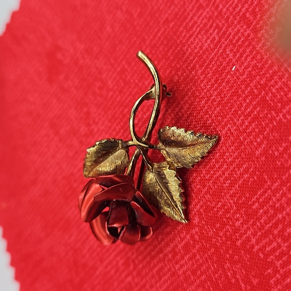 Jewelry | Vintage Single Rose Brooch | Poshmark